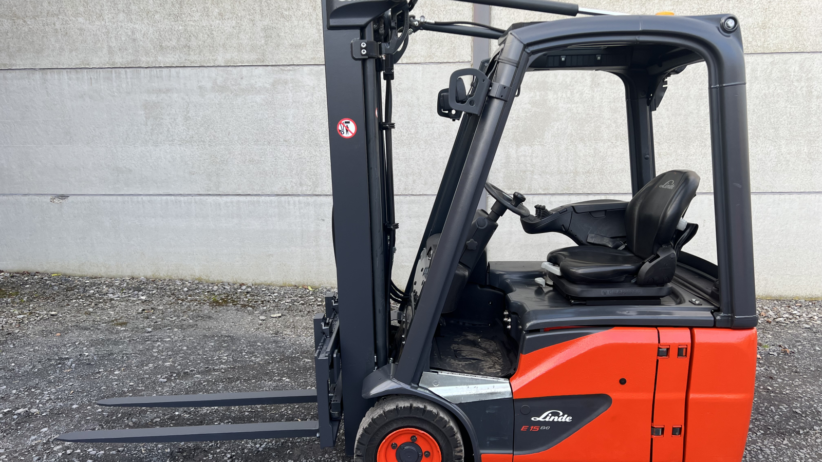 Linde E15-02 EVO (29) heftruck elektrisch triple | Devanmat